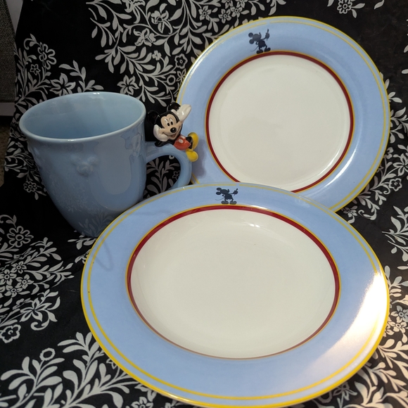 Disney | Dining | Disney Blue And White Dinnerware Set | Poshmark